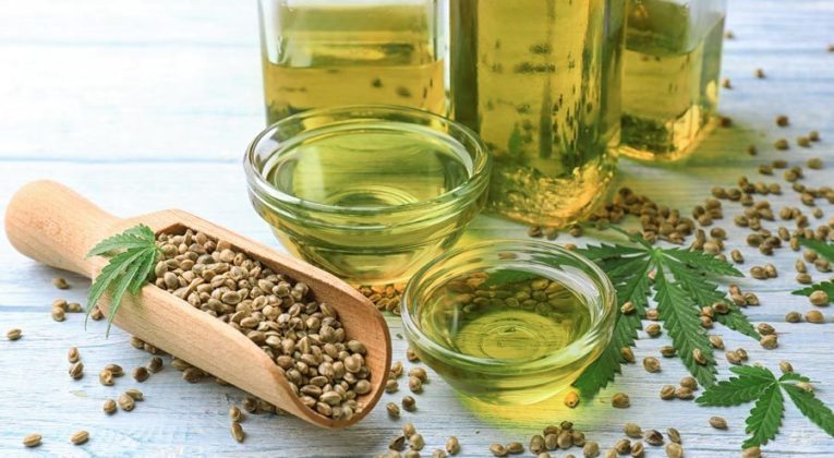 10 Benefits of Hemp Oil Everyone Should Look Into